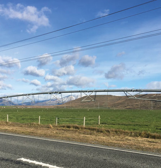 Tracking pollution sources in groundwater tracers